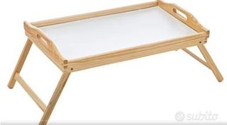 Tavolino vassoio da letto dimensioni 50x30x25cm.