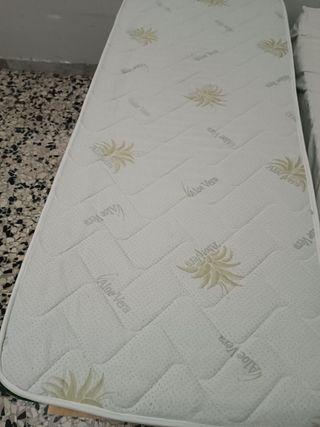 Rete letto singolo con materasso