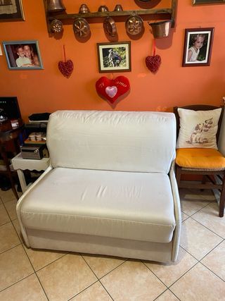 poltrona letto color bianco panna