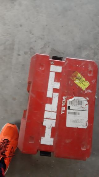 Trapano percussore Hilti
