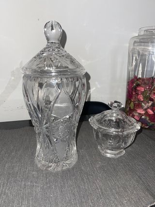 Vaso e porta caramelle con coperchi in cristallo