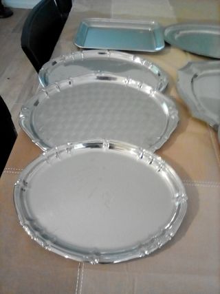 Vassoi in acciaio vintage