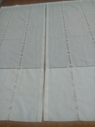 Coppia tendine bianche intaglio