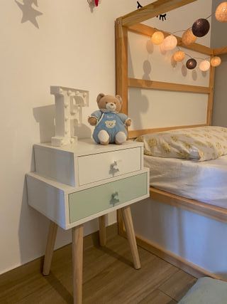 Comodino legno bimbo con cassetti a stelle b/v