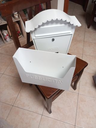 Cassetta postale più cassetta publicitaria