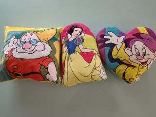 N. 3 cuscini Disney
