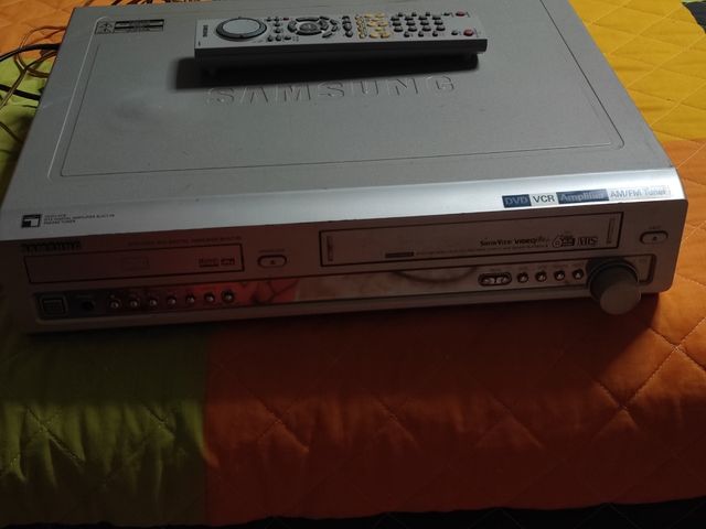 Reproductor y grabador VHS y DVD de segunda mano por 140 EUR en ... Reproductor y grabador VHS y DVD de segunda mano por 140 EUR en ...