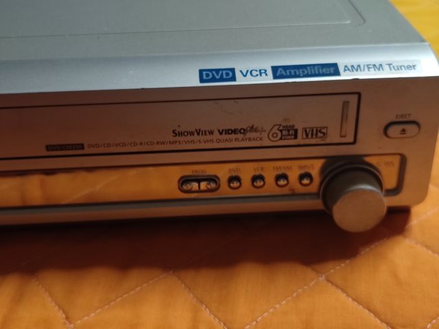 Reproductor y grabador VHS y DVD de segunda mano por 140 EUR en ... Reproductor y grabador VHS y DVD de segunda mano por 140 EUR en ...