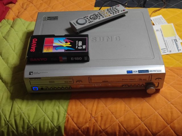 Reproductor y grabador VHS y DVD de segunda mano por 140 EUR en ... Reproductor y grabador VHS y DVD de segunda mano por 140 EUR en ...