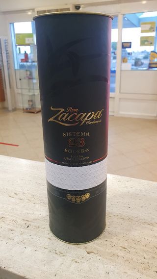 Tubo contenitore rum zacapa