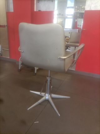 Poltrone parrucchiere marca MG