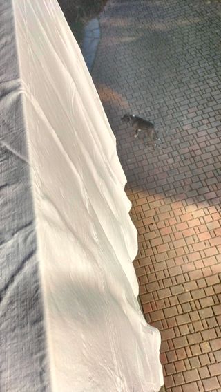 Lenzuolo matrimoniale sopra