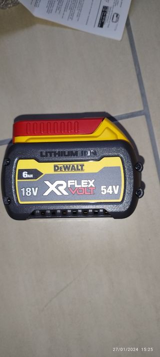 Batteria DEWALT 6 AH linea XR FLEXVOLT