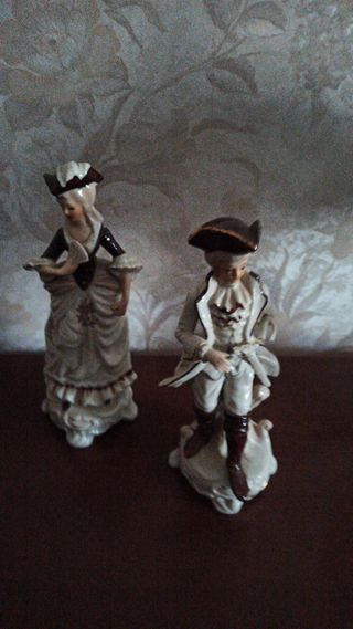 Statue coppia