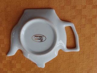 Decorazione per la tavola in porcellana