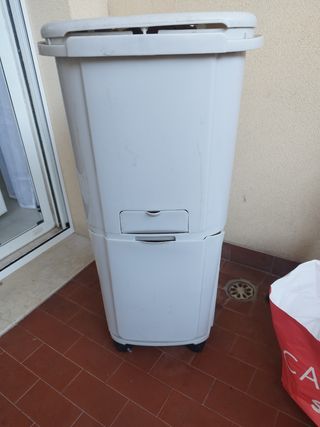 Secchio con ruote (leggi descrizione)