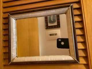 cornice con specchio