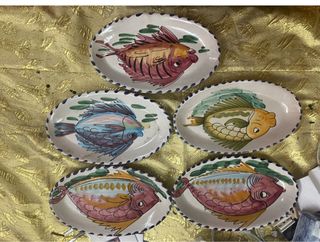 5 vassoi ceramica con disegni pesci