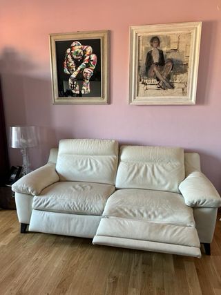 Divano in pelle bianco, relax
