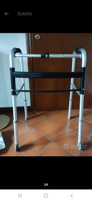 Deambulatore regolabile