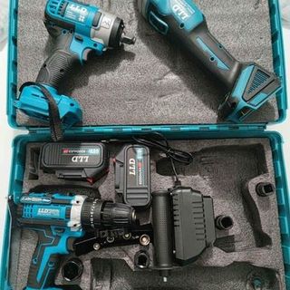 KIT 3 ATTREZZI PROFESSIONALI CON BATTERIE AVVITATO