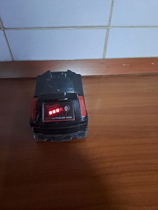 Batteria milwaukee 18v