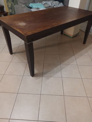 Tavolo in legno 8 posti