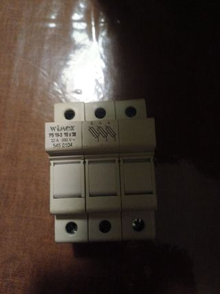 Materiale elettrico