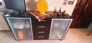 MOBILE CREDENZA