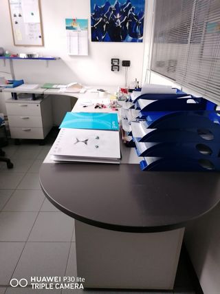 SCRIVANIA PER UFFICIO