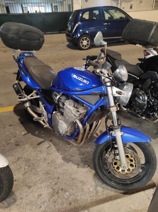 Motos Suzuki 600cc de segunda mano en WALLAPOP