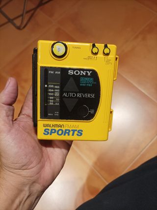 Walkman sony vintage de Segunda mano por 50 EUR en Los Palacios y ...