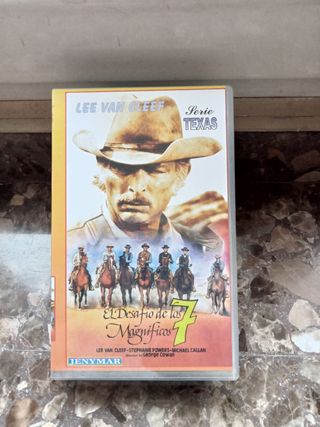 Cinta VHS "el desafío de los 7 magnif. " de segunda mano por 2 EUR en Valencia en WALLAPOP