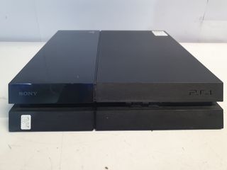 Consola PS4 500GB 10.01 Firmware de Segunda mano por 99 95 EUR en Valencia Wallapop