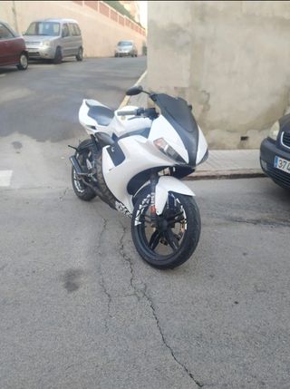 Motos Yamaha TZR de segunda mano en WALLAPOP