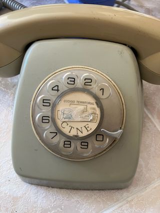 Teléfono antiguo de rueda en WALLAPOP