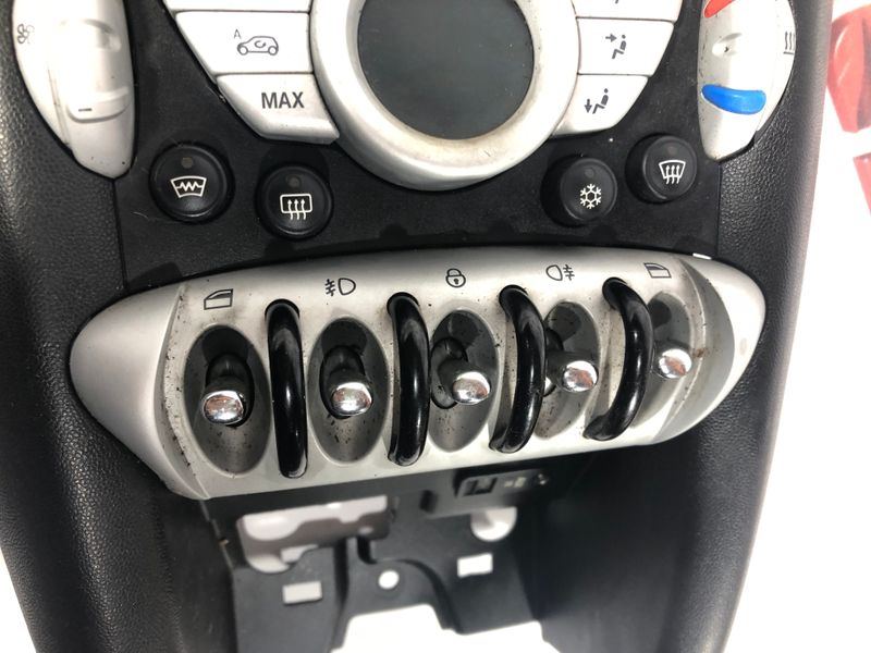 Consola Central MINI COOPER R56 SAUFAGEM AC BOTOE